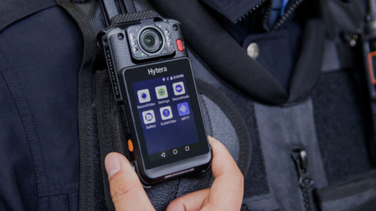 What Advantages Do Police Enforcement Get From The Use Of Body-Worn Cameras? - albaniasummit.com